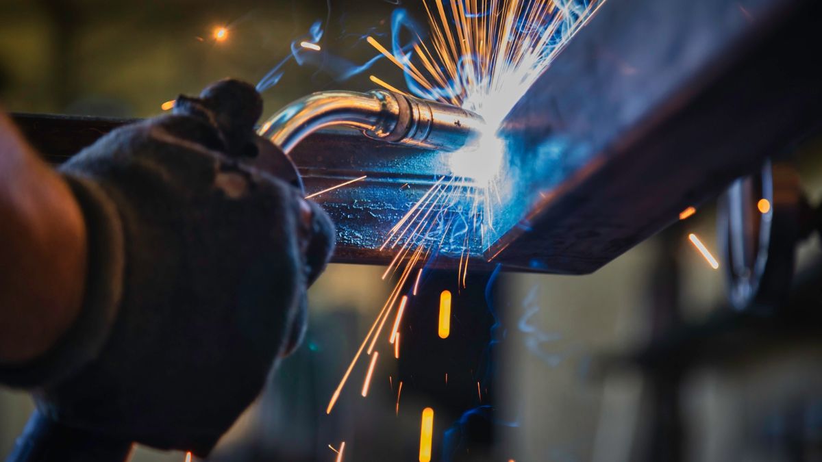 Services - Lucon Industries